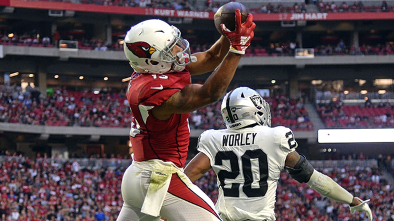 Kirk makes incredible toe-tap catch on third down