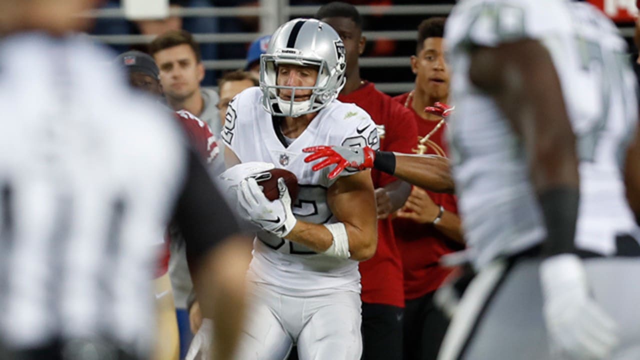 Jordy Nelson makes first-down catch in blanket coverage