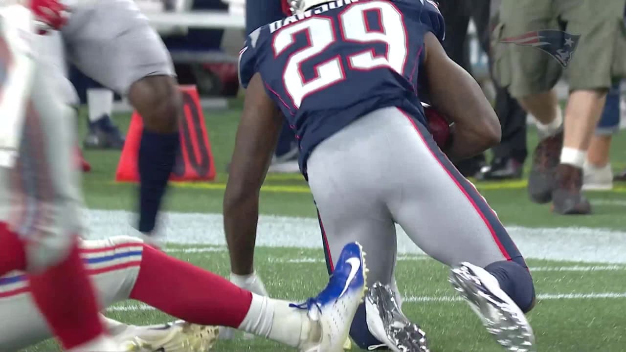 Duke Dawson Jr. gets gift INT after Conrad deflects pass right into his ...