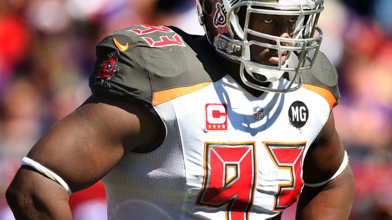 Bucs' Akeem Spence facing one-game suspension