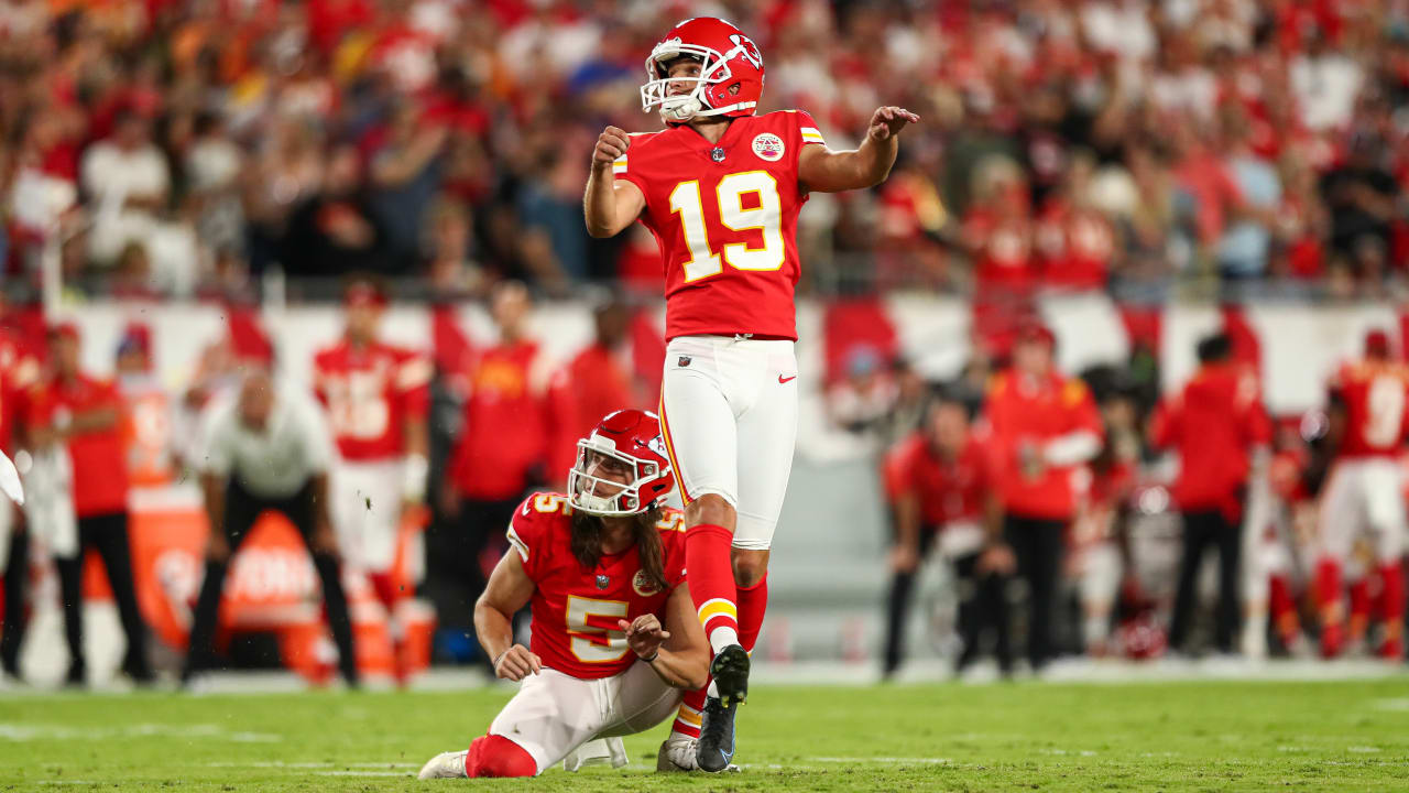 Kansas City Chiefs kicker Matthew Wright's 44-yard field goal try ...