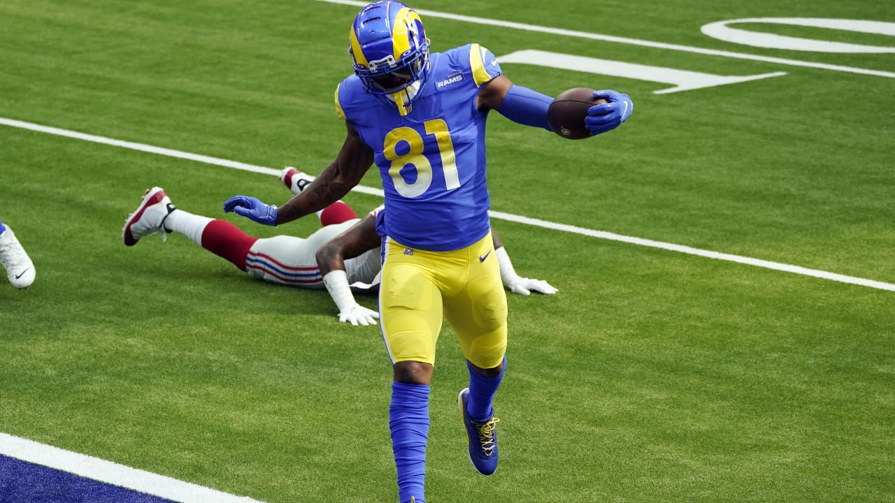 Los Angeles Rams tight end Gerald Everett caps Rams' 12-play opening ...