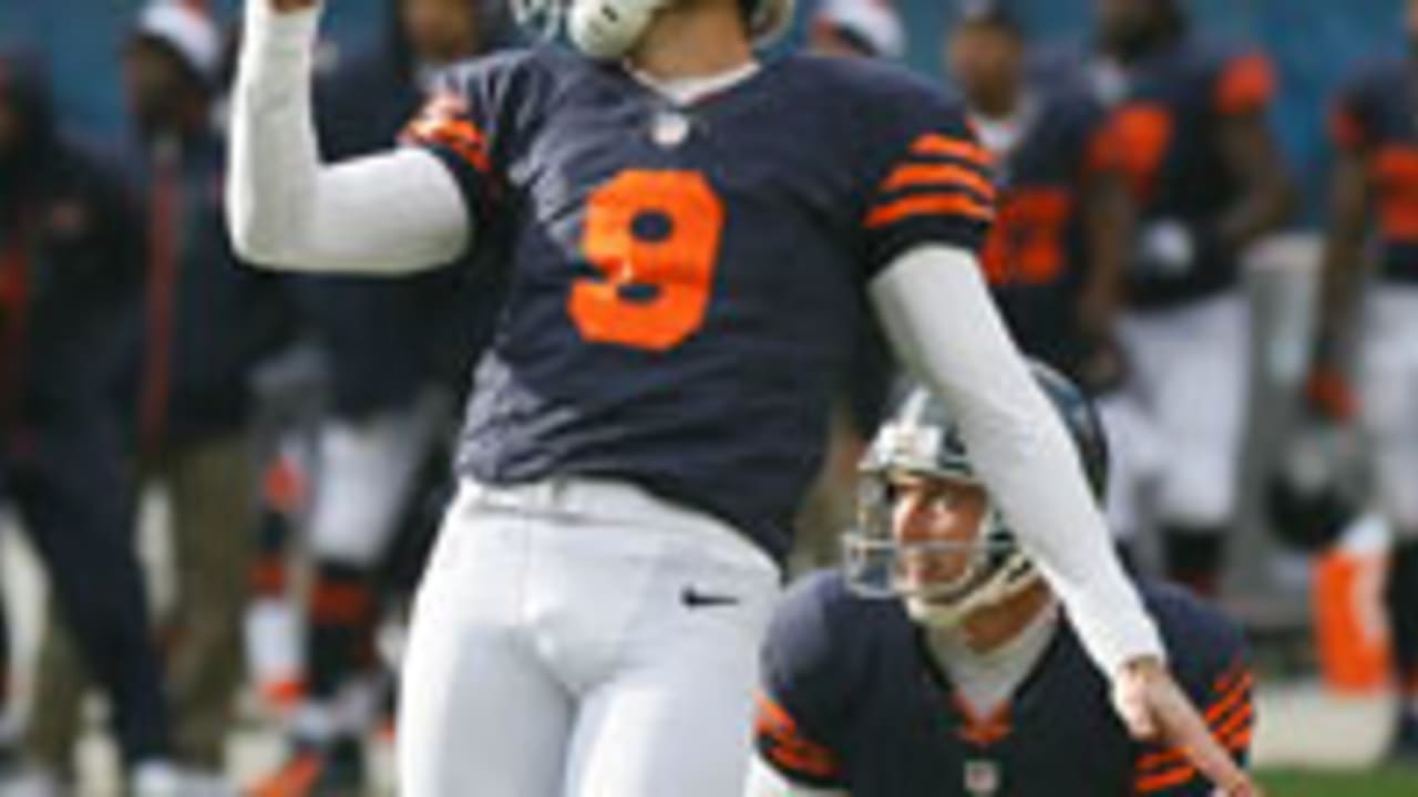 Robbie Gould rips Soldier Field surface, then recants
