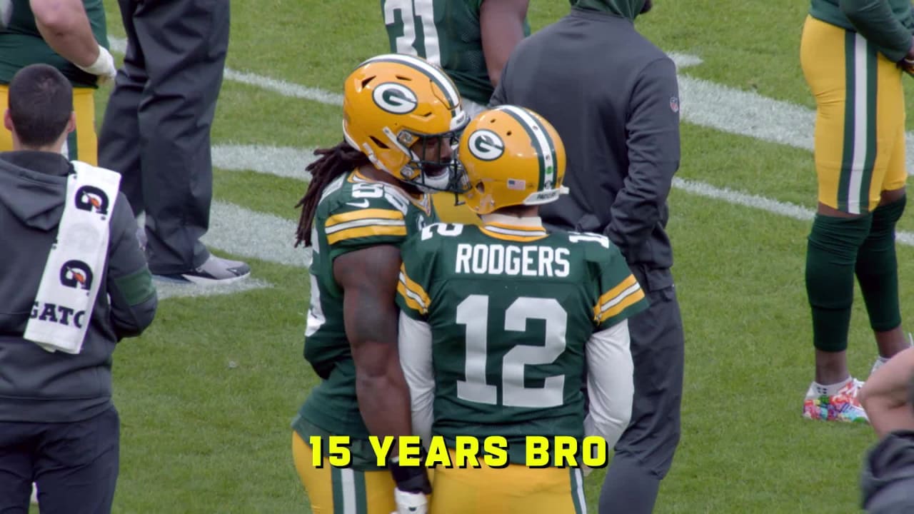 Mic'd Up: Za'Darius Smith roasts quarterback Aaron Rodgers for his sock ...