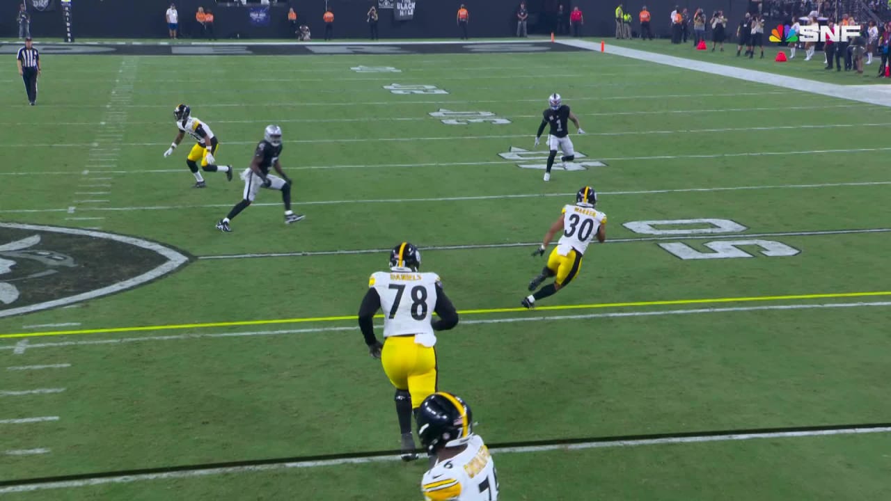 Pittsburgh Steelers rookie running back Jaylen Warren picks up 16 yards ...