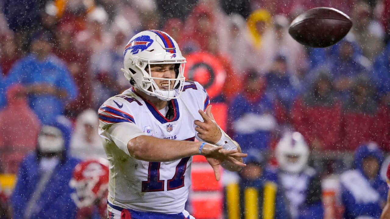 Buffalo Bills quarterback Josh Allen's best plays from his 4-TD game ...