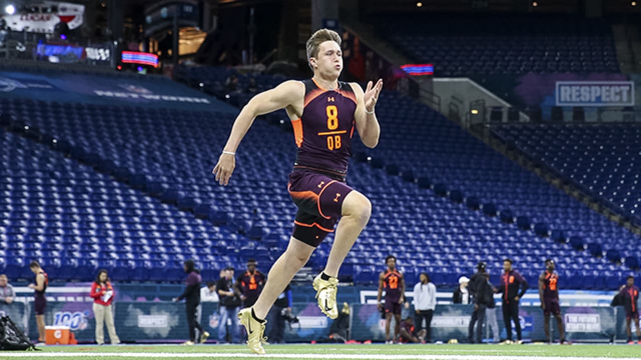 Missouri quarterback Drew Lock runs an official 4.69 40-yard dash at ...