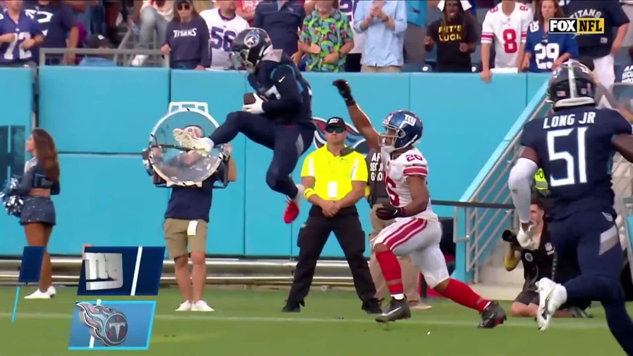 Tennessee Titans safety Amani Hooker makes CLUTCH interception of New ...