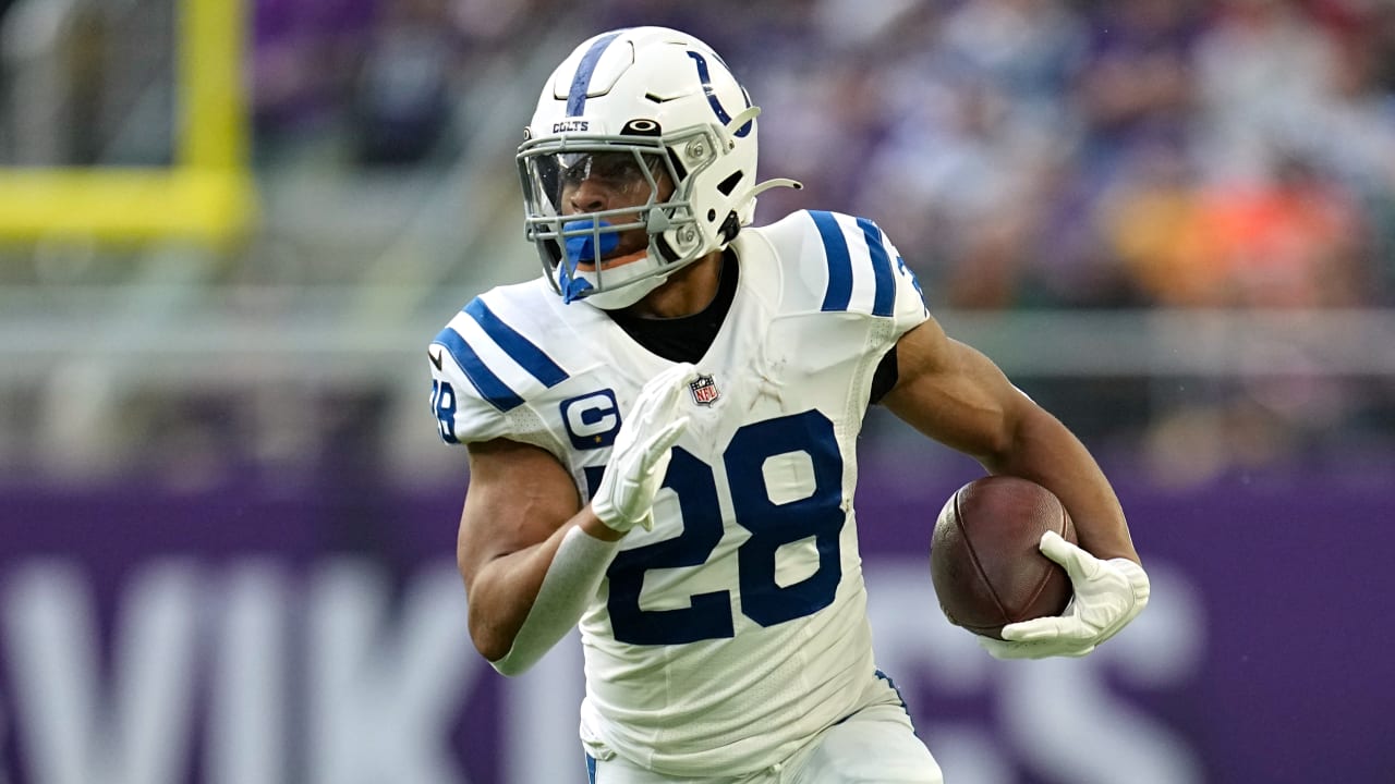 Rapoport: Multiple teams willing to give Jonathan Taylor a long-term deal