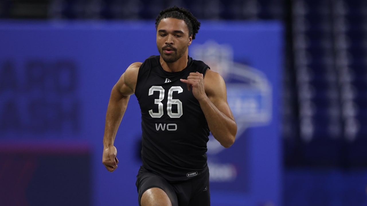 Wide receiver Isaiah Weston runs official 4.42-second 40-yard dash at ...