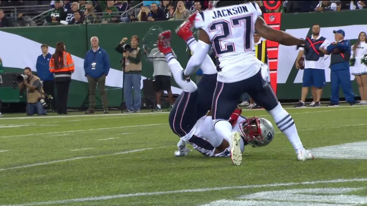 Duron Harmon high-points Darnold's misfire for Pats' third turnover