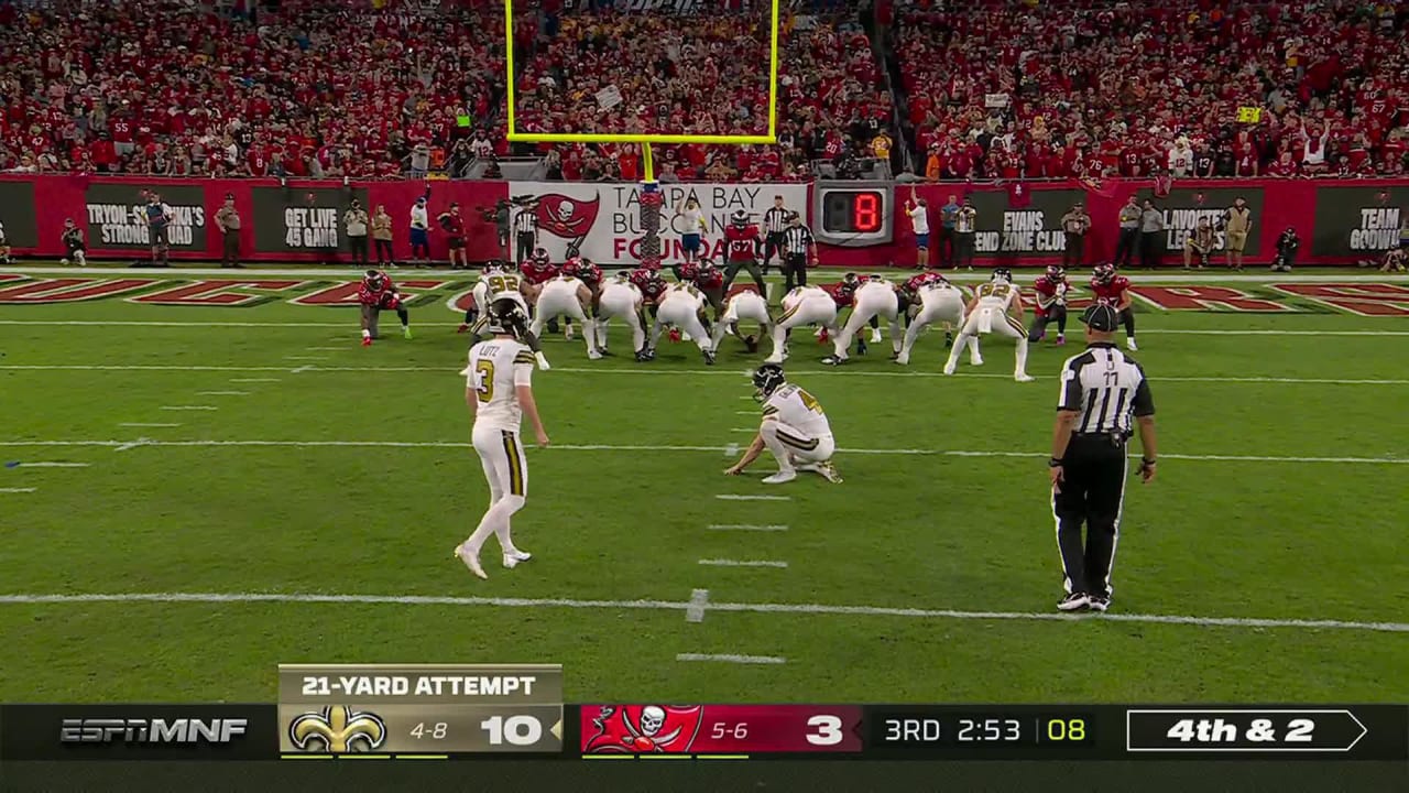New Orleans Saints kicker Wil Lutz's third FG puts Saints up by two scores