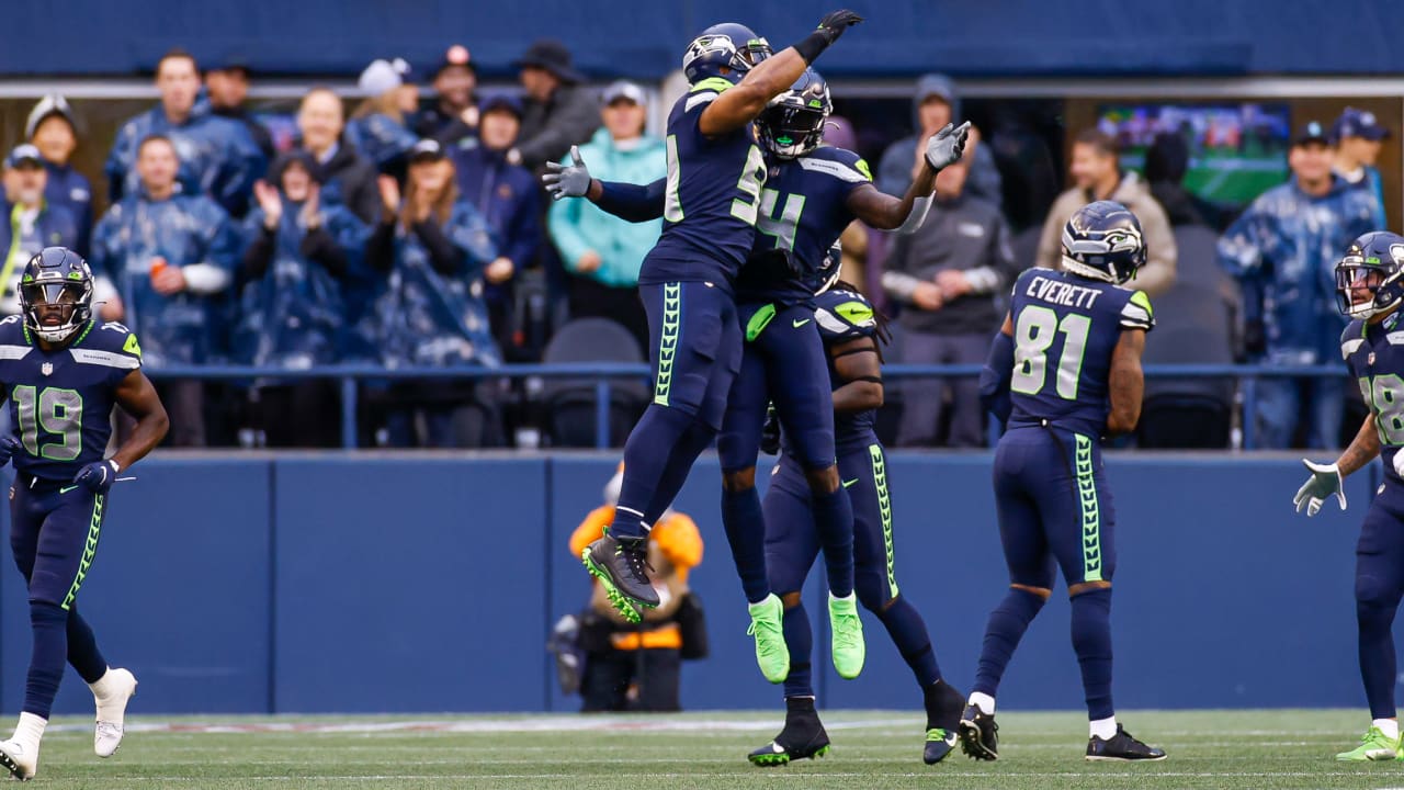 Can't-Miss Play: Seattle Seahawks wide receiver DK Metcalf looks like ...