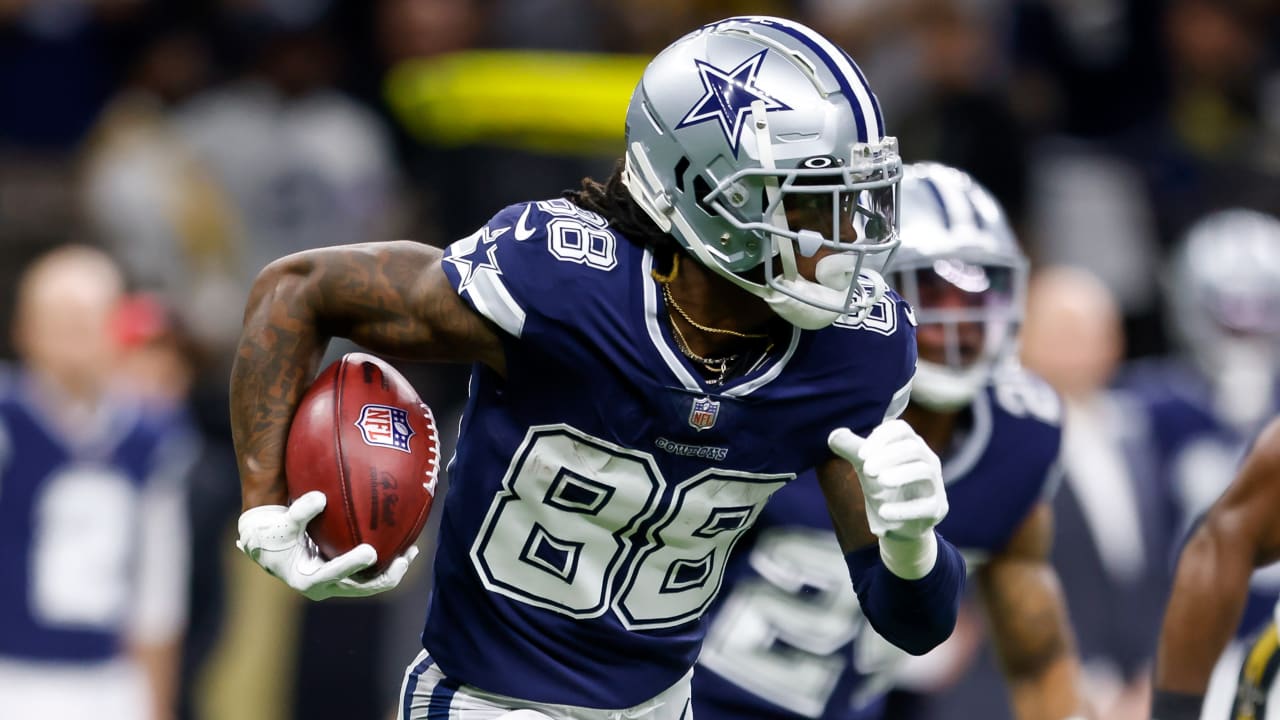 Dallas Cowboys wide receiver CeeDee Lamb breaks DB's tackle for 21-yard ...