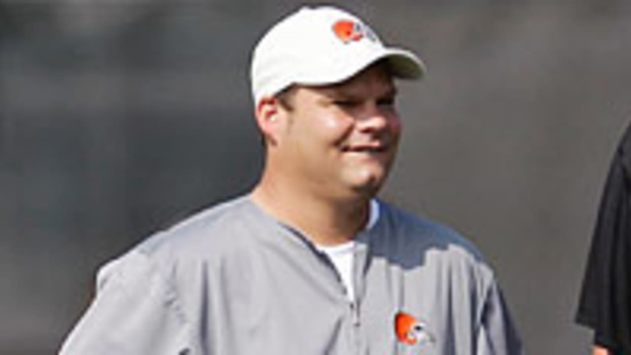 Tom Heckert prefers to retain Browns roster control
