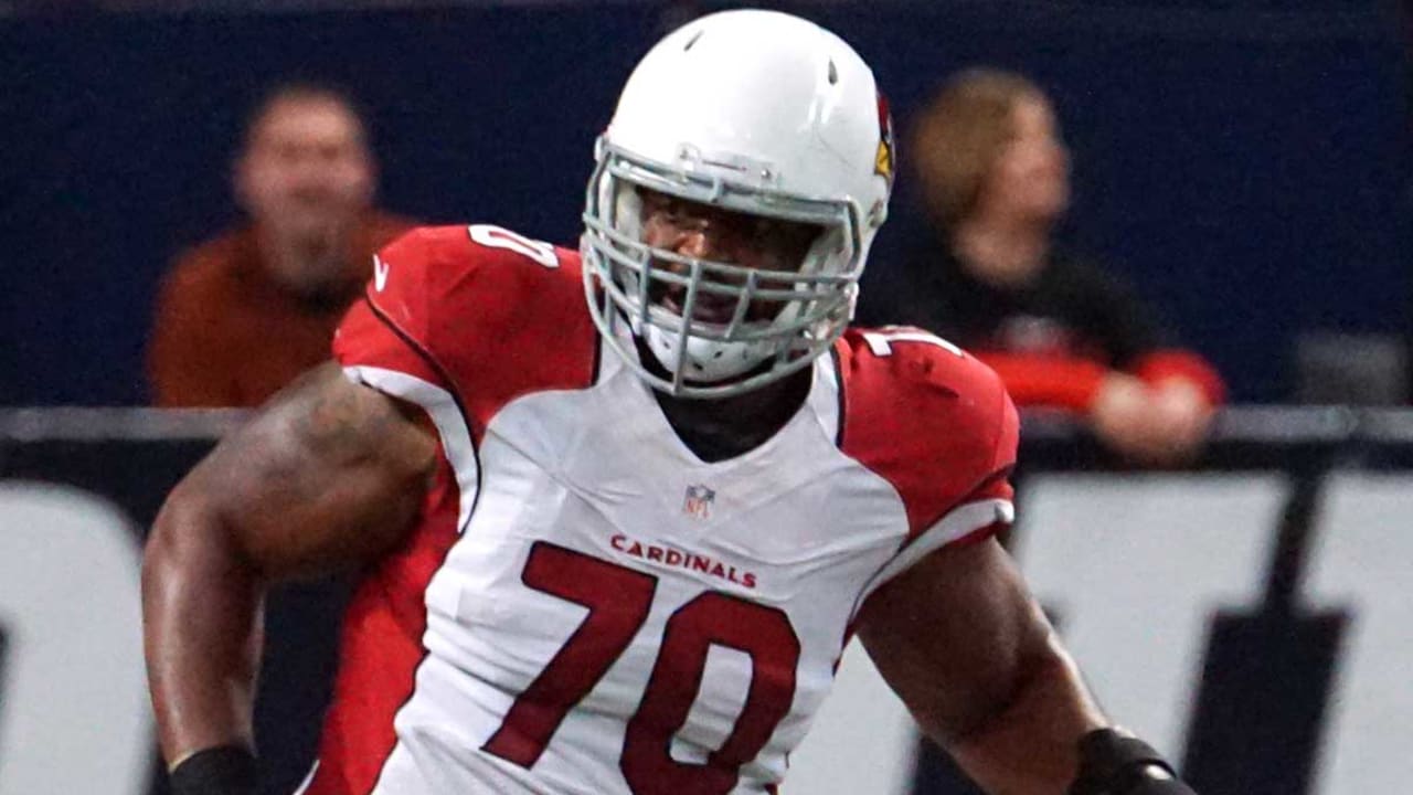 Cardinals' Bobby Massie suspended for two games