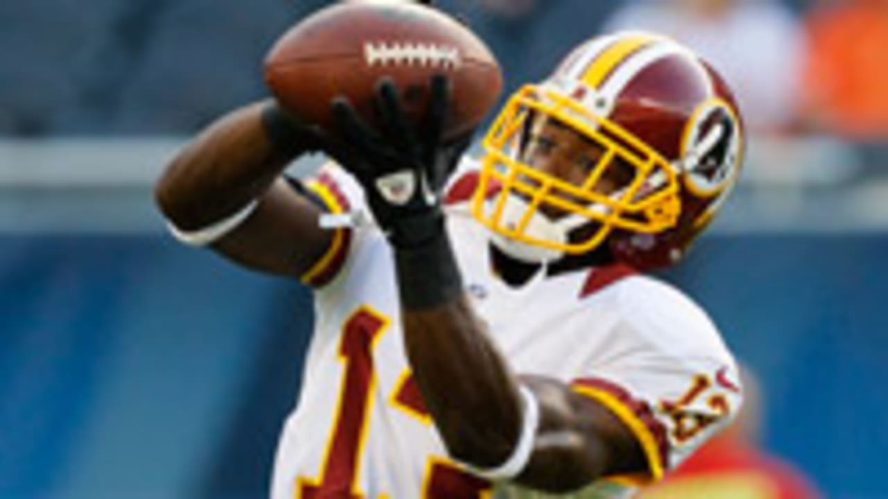 Anthony Armstrong joins Dolphins; Steve Slaton cut