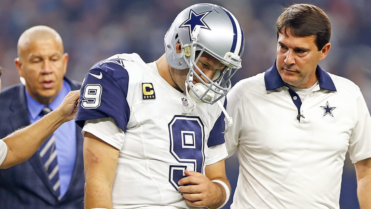 Tony Romo still debating on having collarbone surgery