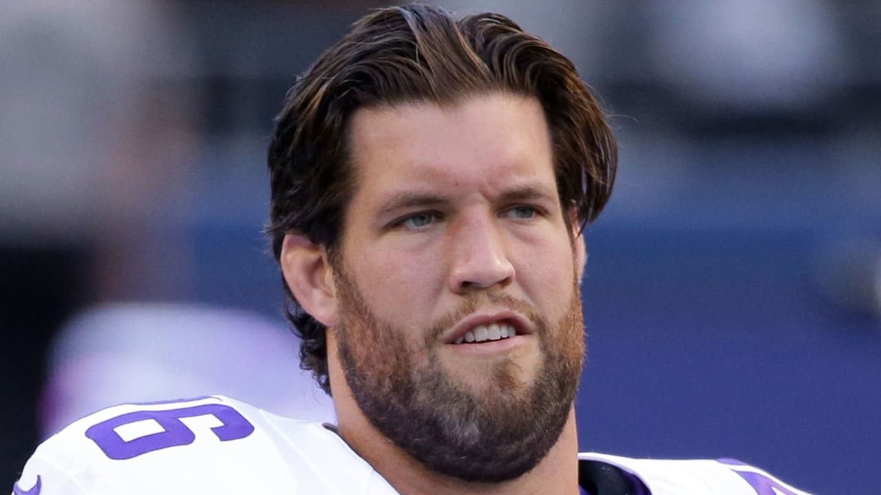 Alex Boone, Arizona Cardinals agree to one-year deal