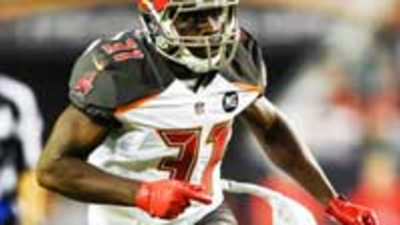 Buccaneers agree to terms with safety Major Wright