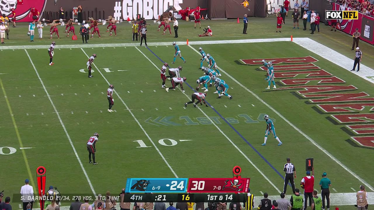 Carolina Panthers quarterback Sam Darnold hits wide receiver Shi Smith ...