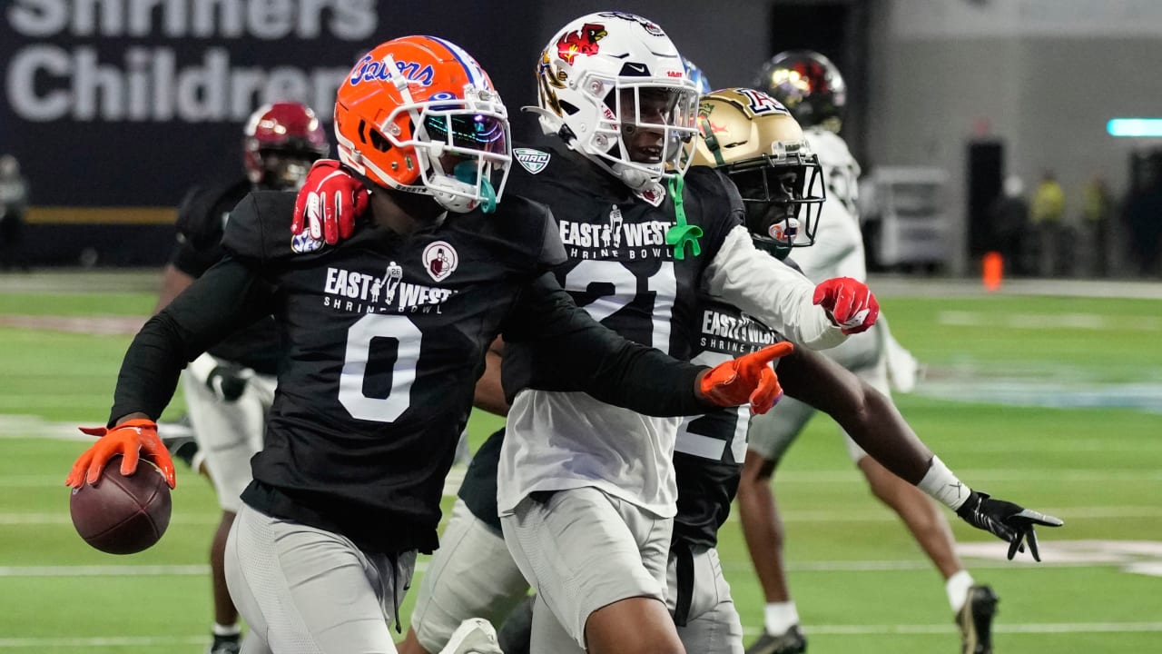 Florida's Trey Dean III, Michigan's Jake Moody lead West to victory ...