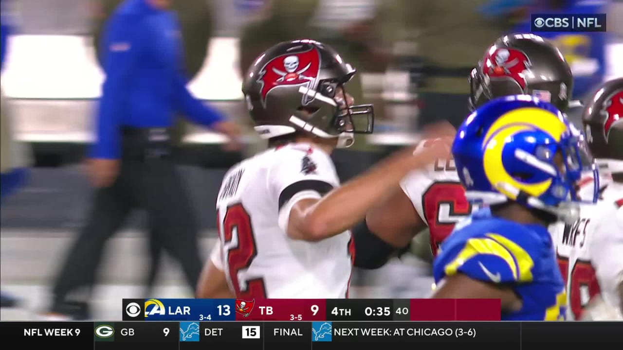 Tampa Bay Buccaneers quarterback Tom Brady's 28-yard pass to Buccaneers ...