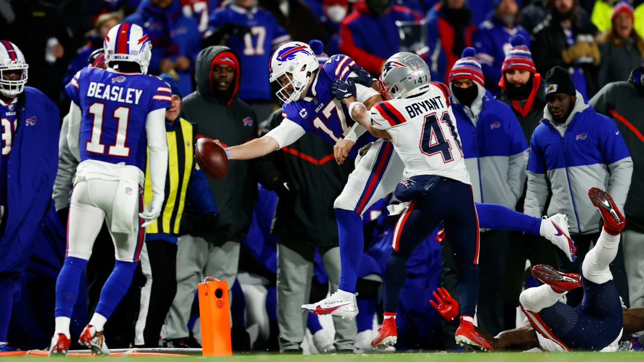 Buffalo Bills quarterback Josh Allen's vicious stiff arm, Herculean leap for sticks deserves a ...