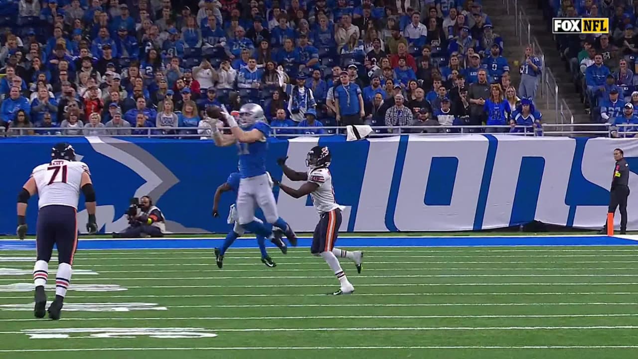 Detroit Lions defensive end Aidan Hutchinson secures his third INT of ...