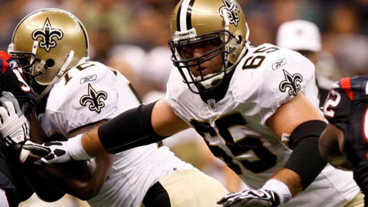 New England Patriots sign offensive lineman Matt Tennant