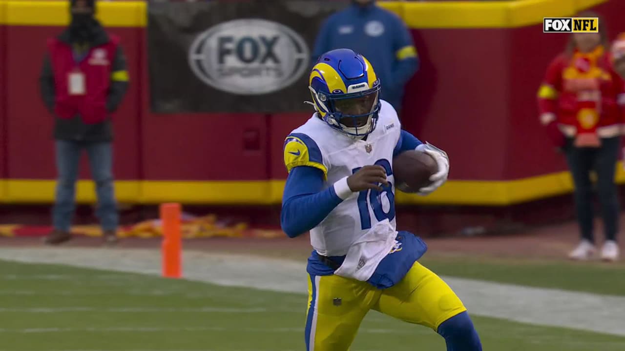 Los Angeles Rams quarterback Bryce Perkins flees pocket for a chain ...