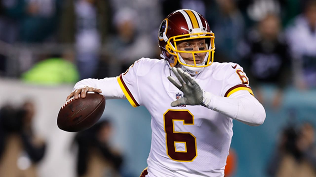 Sanchez rips slant pass to Doctson for 20 yards