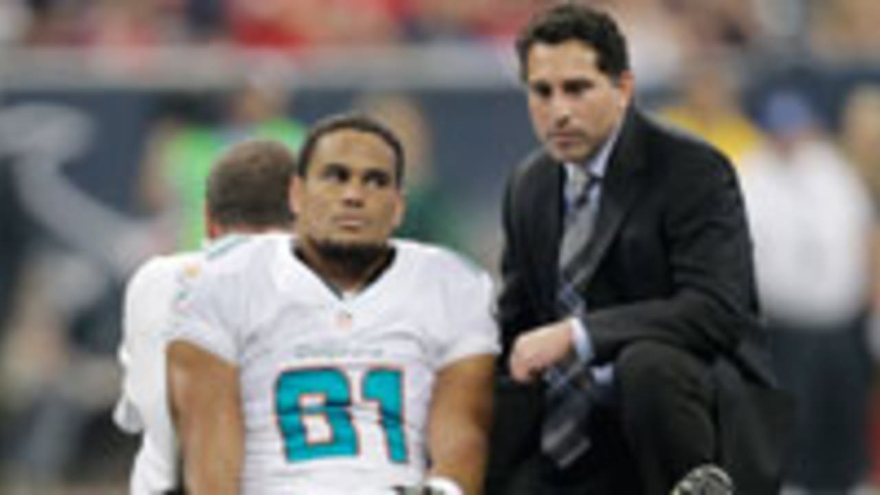 Dustin Keller (knee) out for Miami Dolphins' season