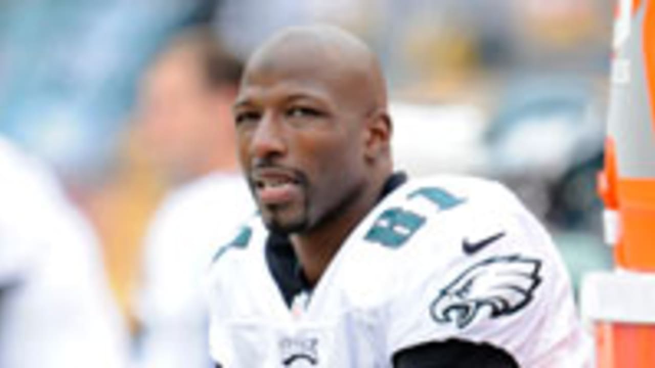 Jason Avant, Eagles irate about 'undisciplined' football