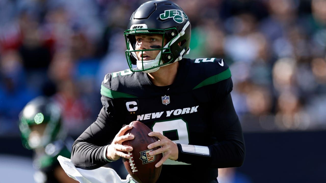 Can't-Miss Play: Wilson to Wilson! New York Jets quarterback Zach Wilson unloads to rookie wide ...