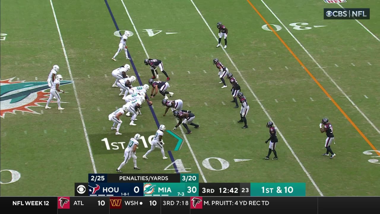 Houston Texans defensive lineman Mario Addison lassos Miami Dolphins ...