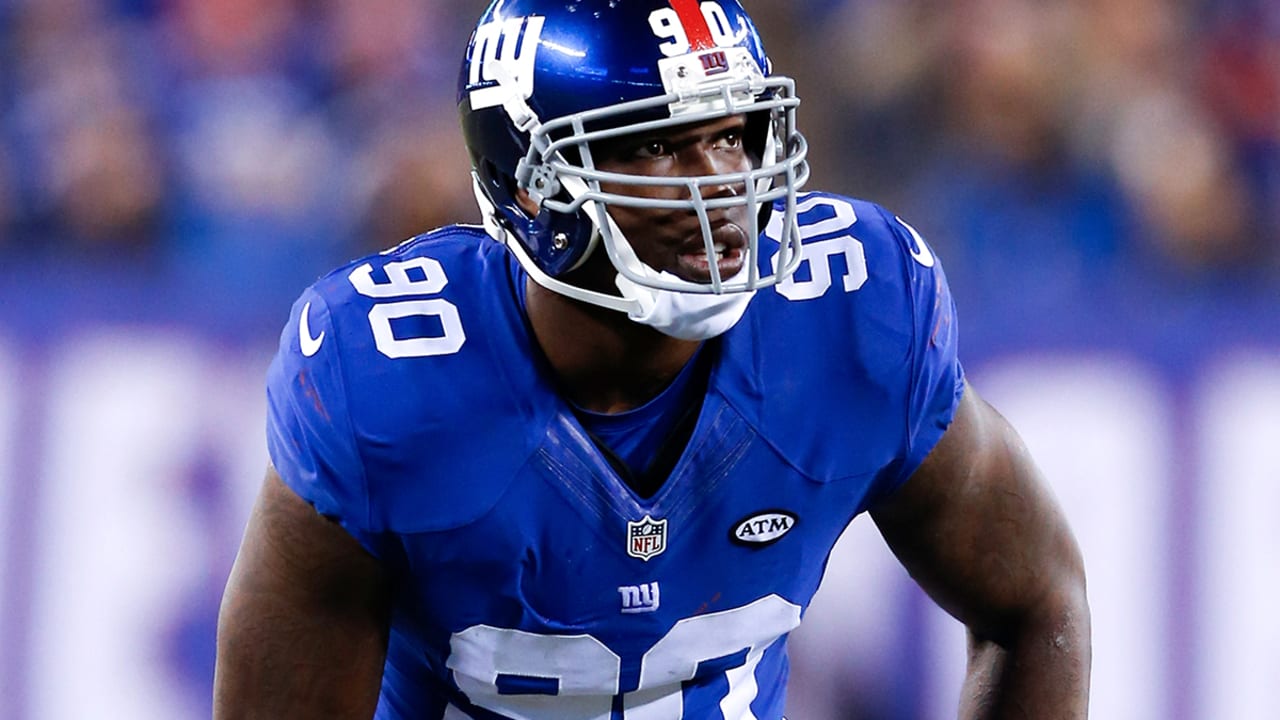 JPP will lean on injured hand in quest for first sack
