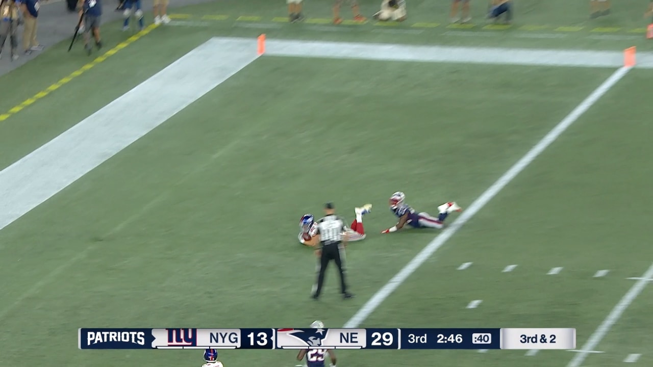 Kyle Lauletta lofts ball to Scott Simonson for 27-yard TD