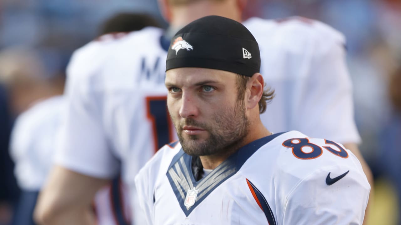 Wes Welker continues to look for another chance