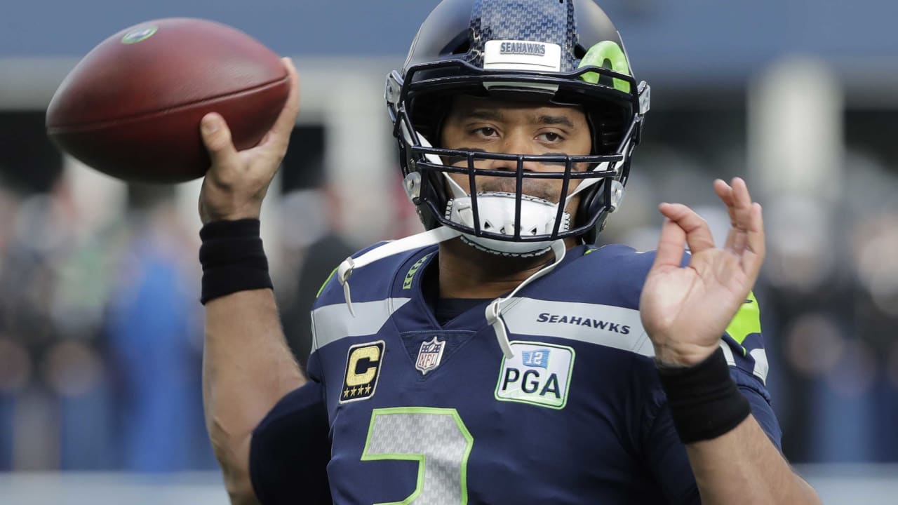 Russell Wilson's agent negotiating new deal in Seattle