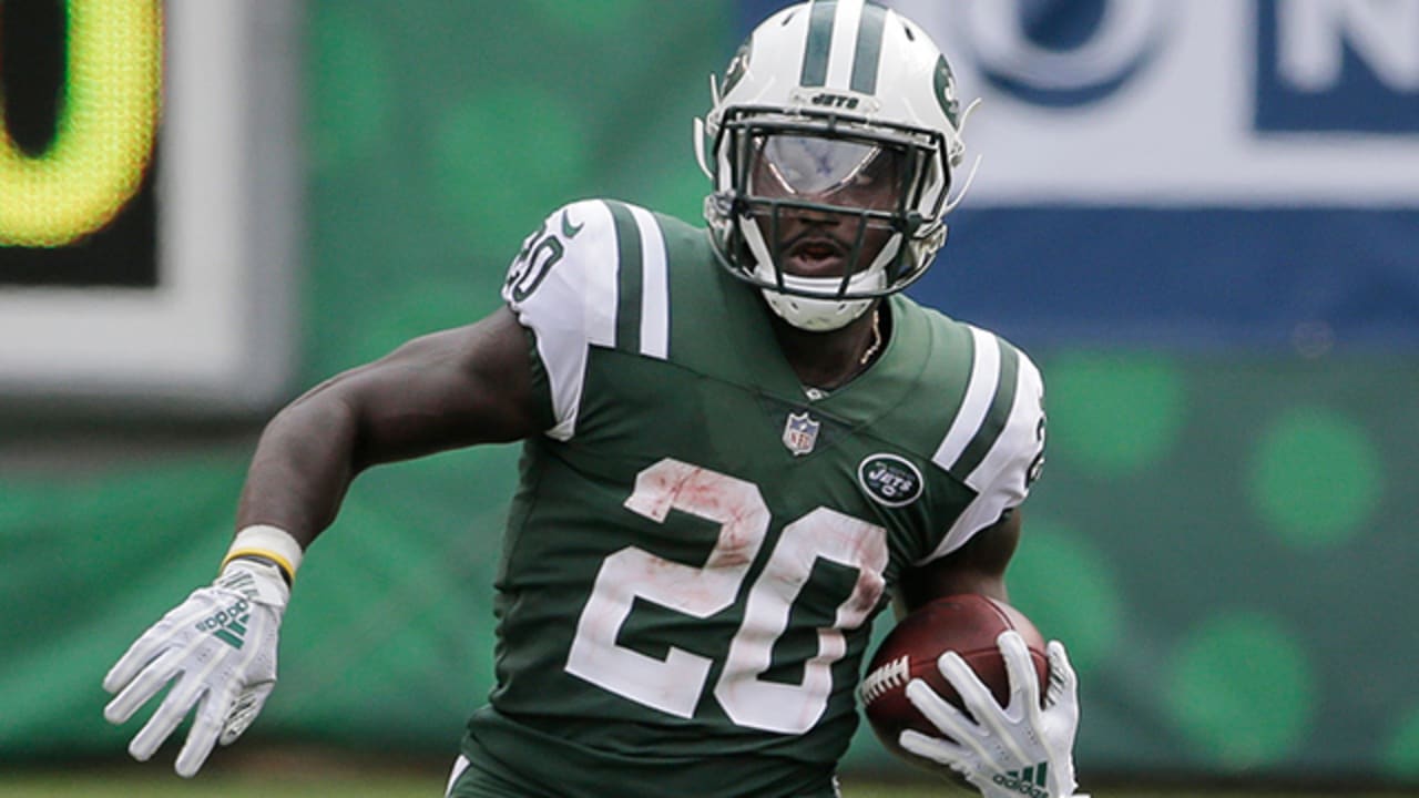 Crowell races past Broncos defense for 54-yard gain