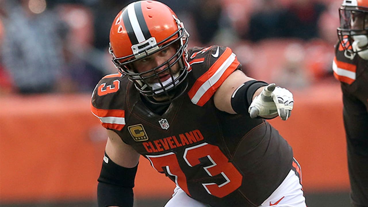 More than just a pocket: Inside look at NFL pass protections