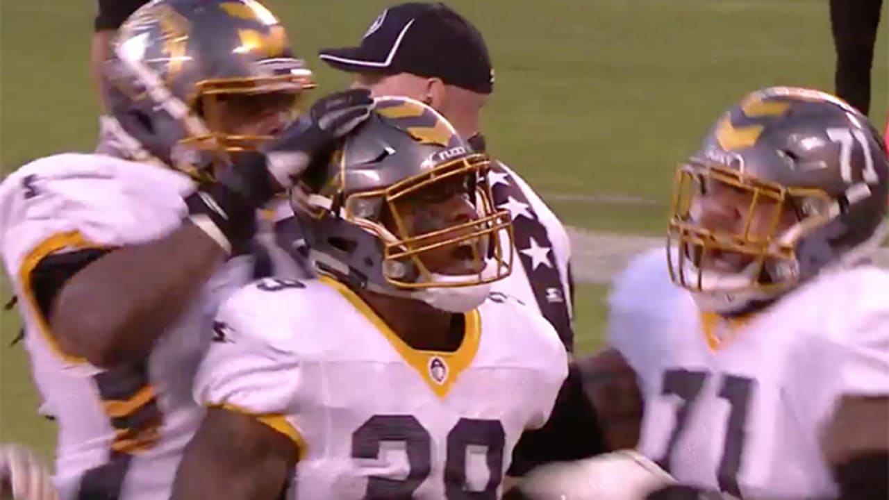 Terrell Watson forces his way into the end zone