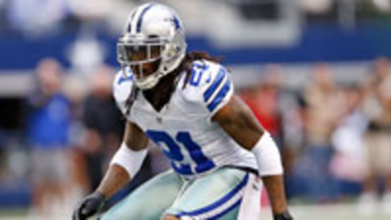 Report: Mike Jenkins draws Oakland Raiders' interest