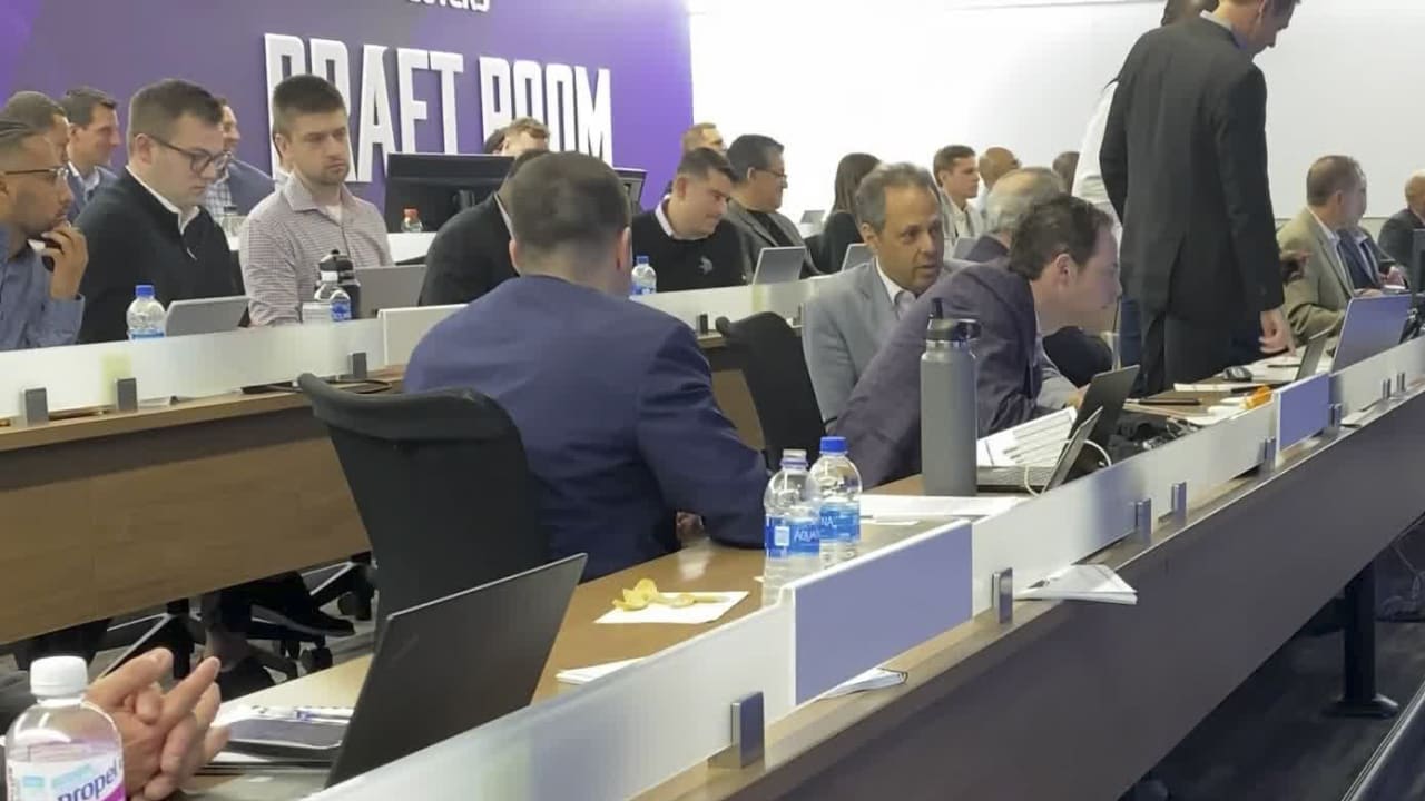 Take a look inside Minnesota Vikings' draft room | 'NFL Draft Center'