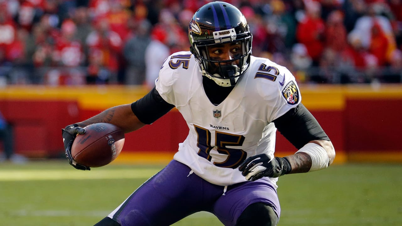 Cardinals sign Michael Crabtree to one-year contract