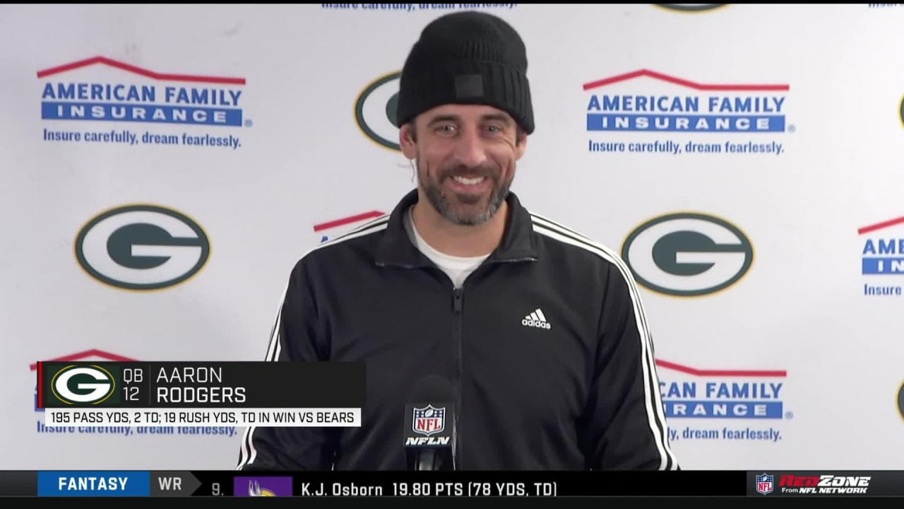 Green Bay Packers quarterback Aaron Rodgers, running back Aaron Jones ...