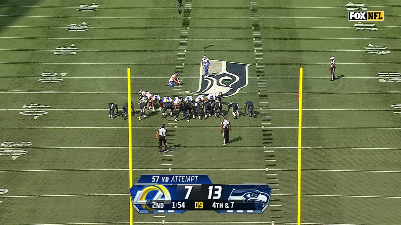 Seattle Seahawks defensive tackle Jarran Reed STEAMROLLS through the ...