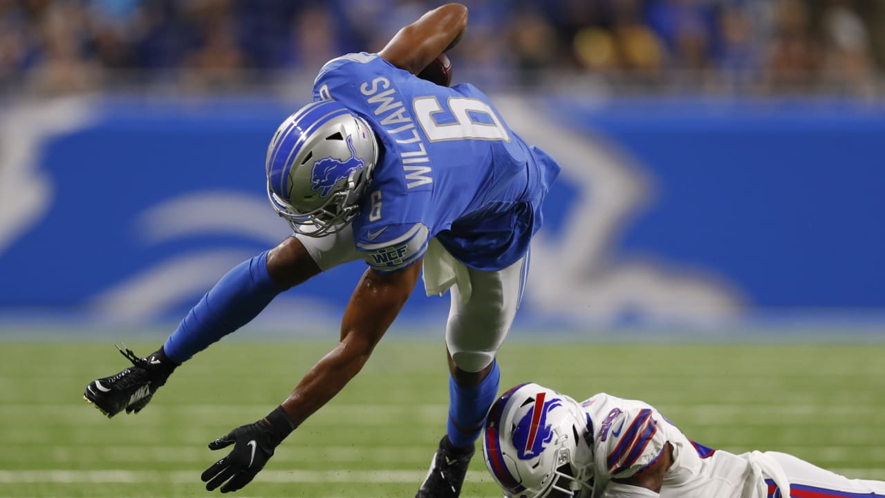 Detroit Lions wide receiver Tyrell Williams twists for terrific, toe ...