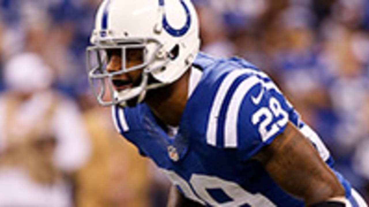 Mike Adams returning to Indianapolis Colts